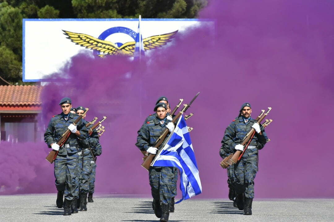 Προκήρυξη ΕΠΟΠ 2021 Πολεμική Αεροπορία: Προσόντα ανά ειδικότητα ...