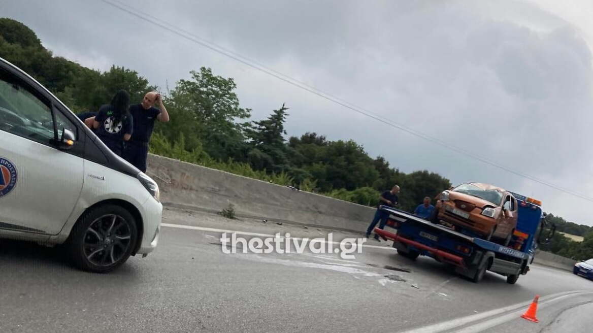 Θεσσαλονίκη: Δυο τροχαία με πέντε οχήματα με το… καλημέρα στο Δερβένι ...