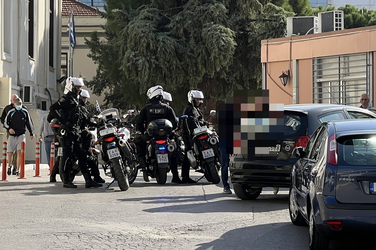 Ανήλικοι Ρομά λήστευαν με την απειλή όπλου στη Δυτική Θεσσαλονίκη ...